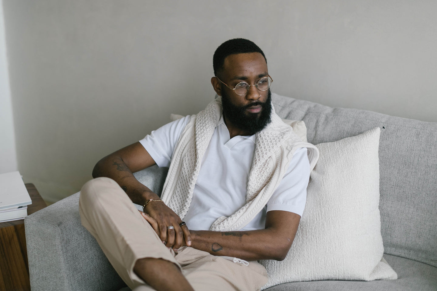 How Many Shirt Buttons Should I Leave Undone? – Mr. Cavaliere