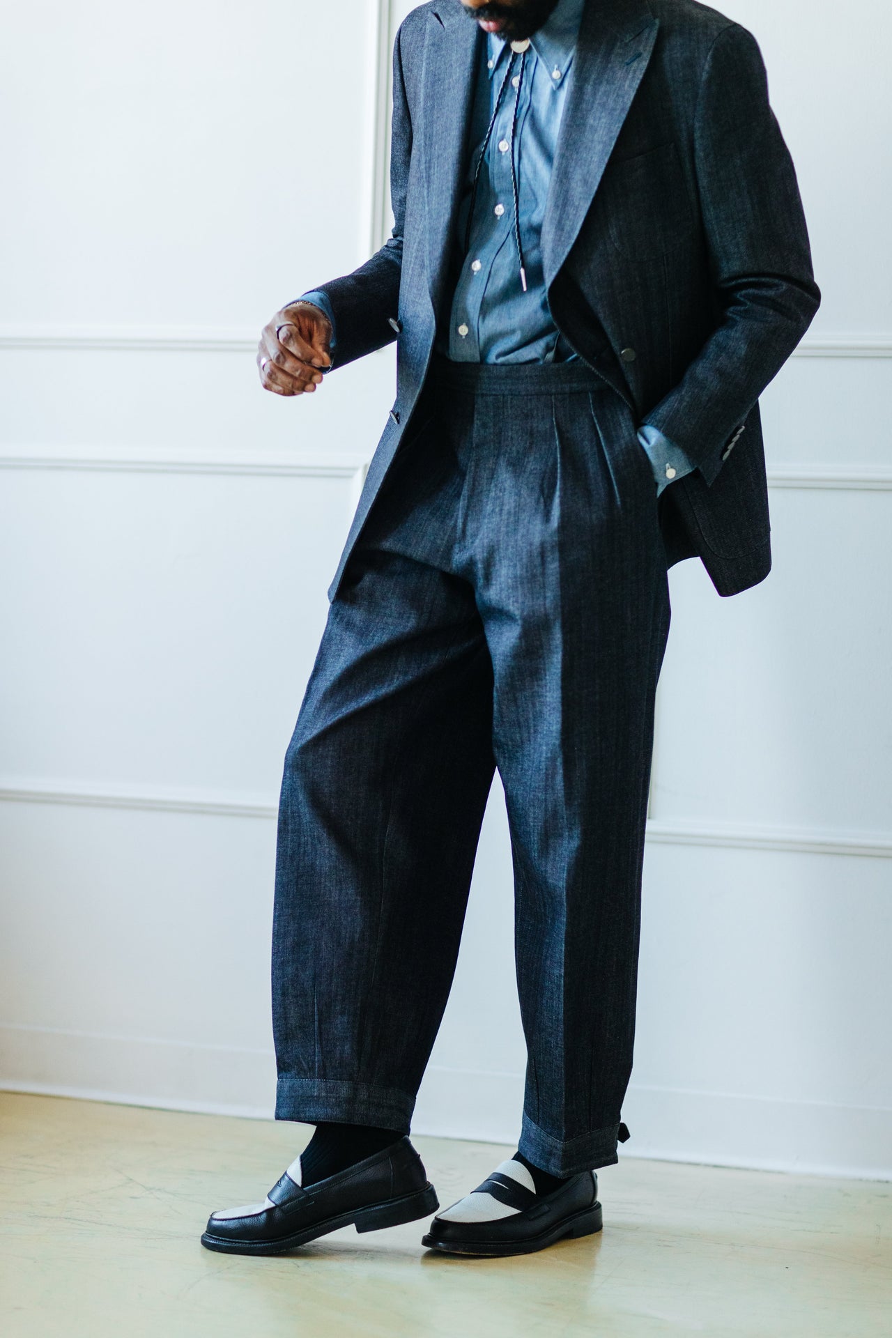 How Many Shirt Buttons Should I Leave Undone? – Mr. Cavaliere