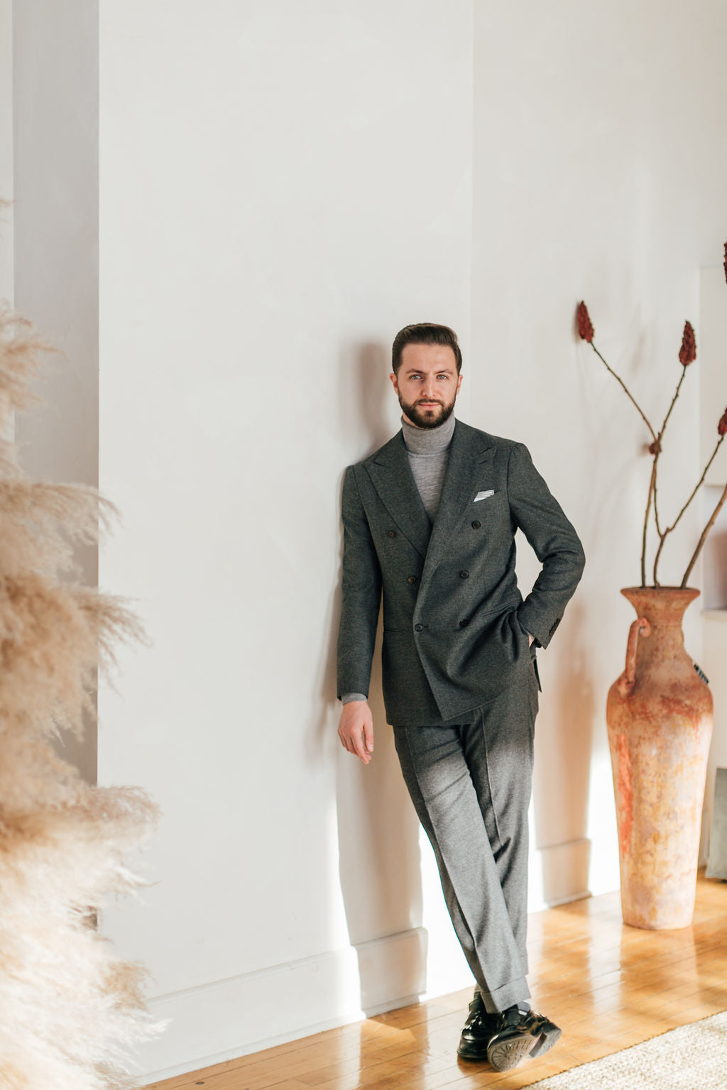 WIWT: Grey Double Breasted Flannel Suit + Black Merino Turtleneck – Mr ...